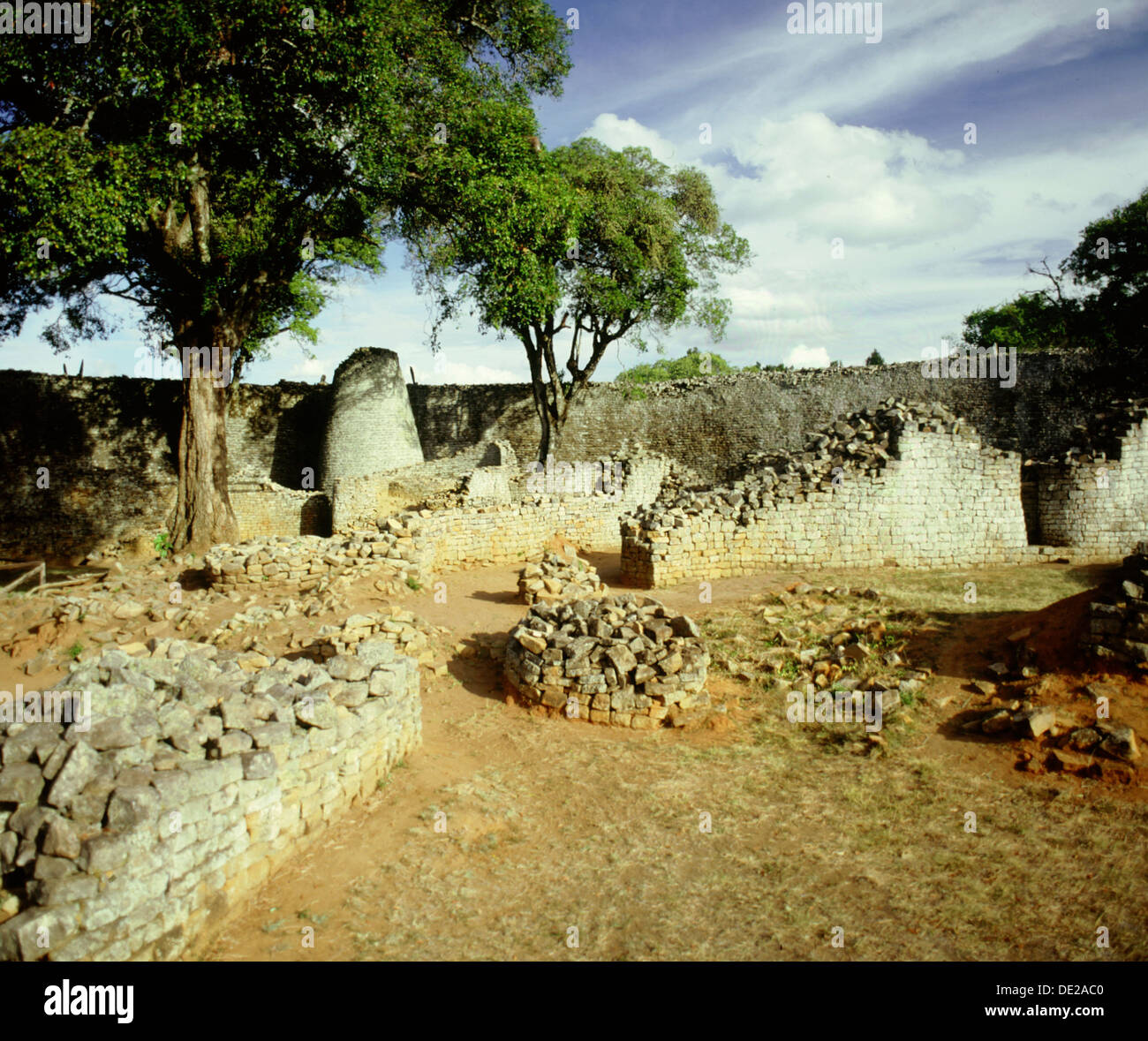 Great Zimbabwe Conical Tower High Resolution Stock Photography and ...