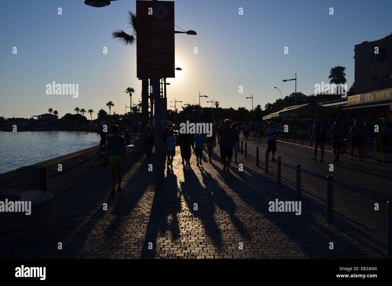 Shadows silhouette hi-res stock photography and images - Alamy