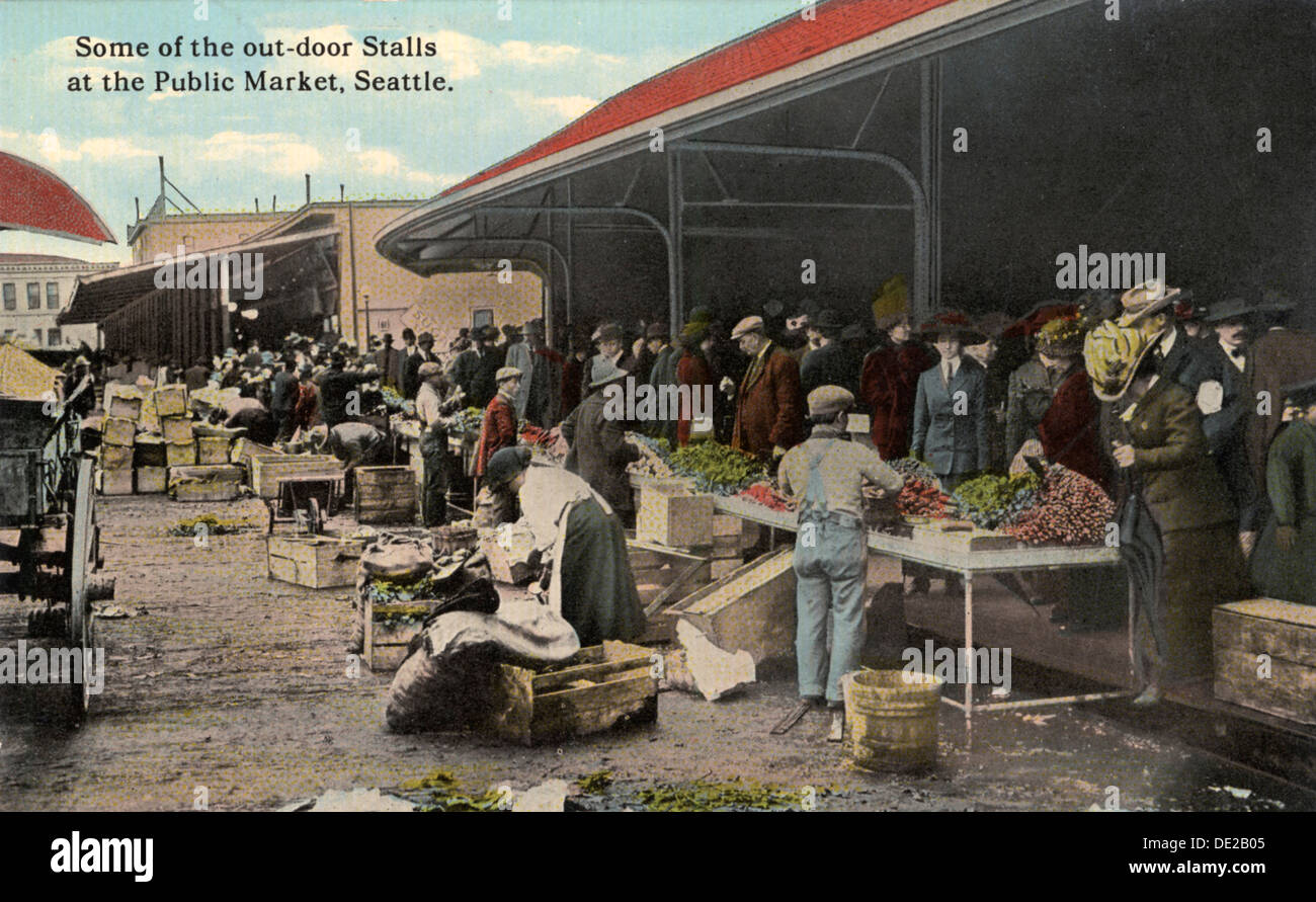 Some of the outdoor stalls at Pike Place Market, Seattle, Washington ...