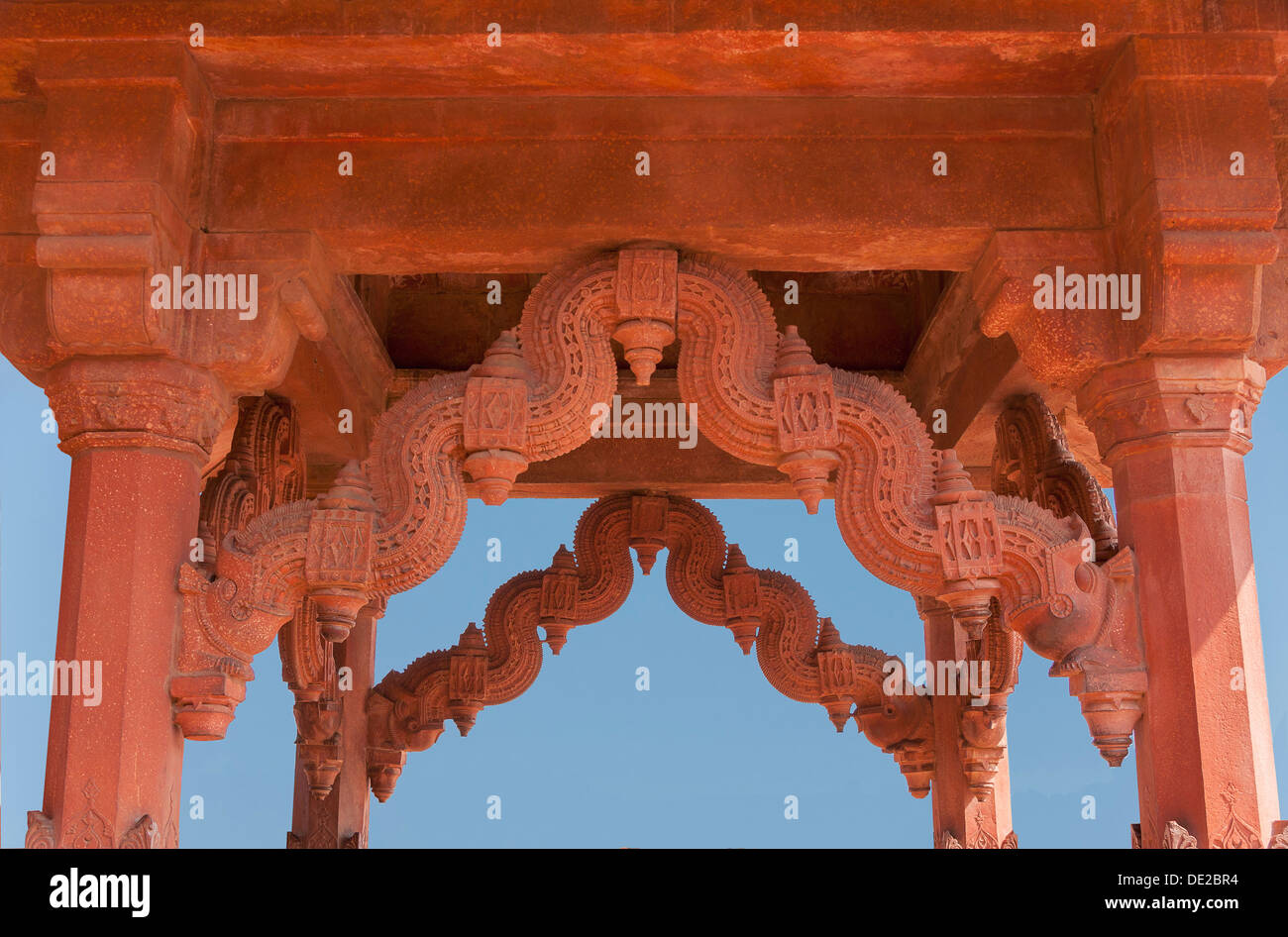 Serpentine ceiling support system in red sandstone at Fathepur Sikri ...