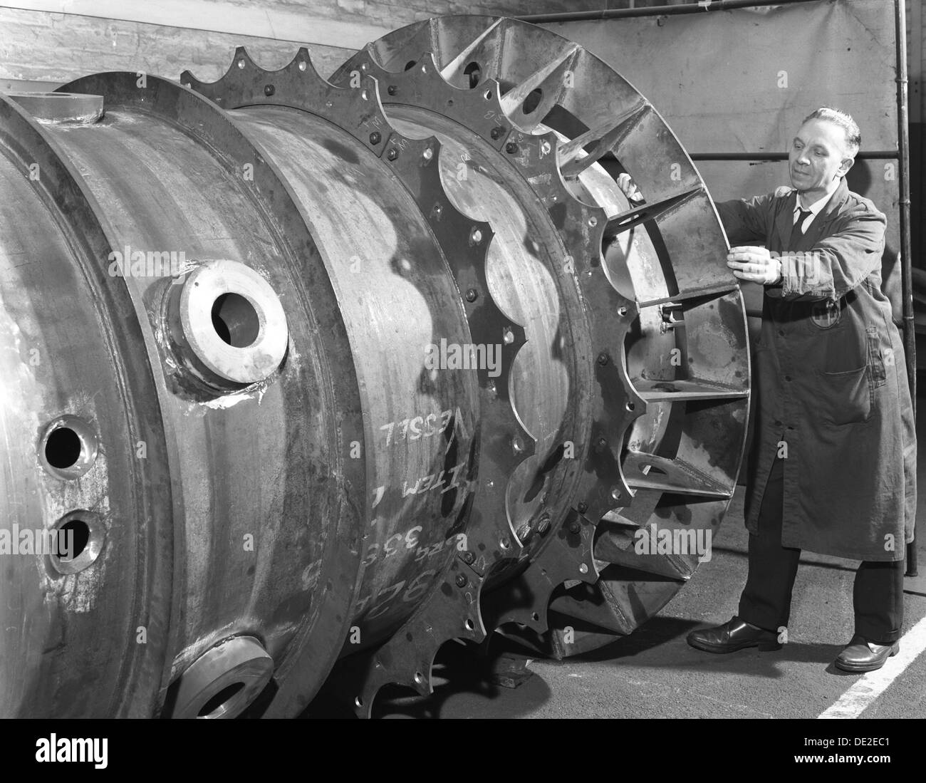Construction of deep sea inspection chambers, Markham & Co ...