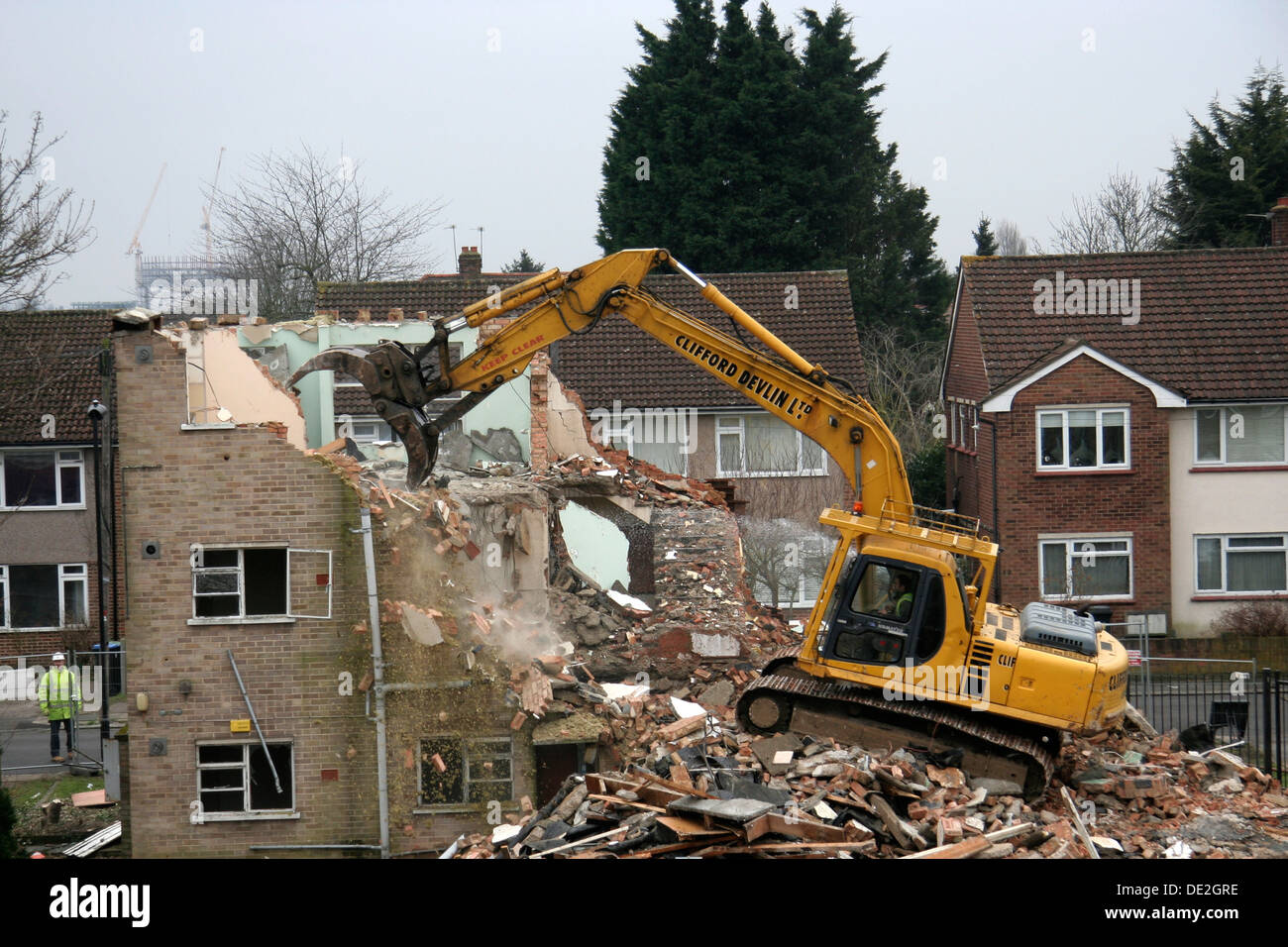 Demolition water spray hi-res stock photography and images - Alamy