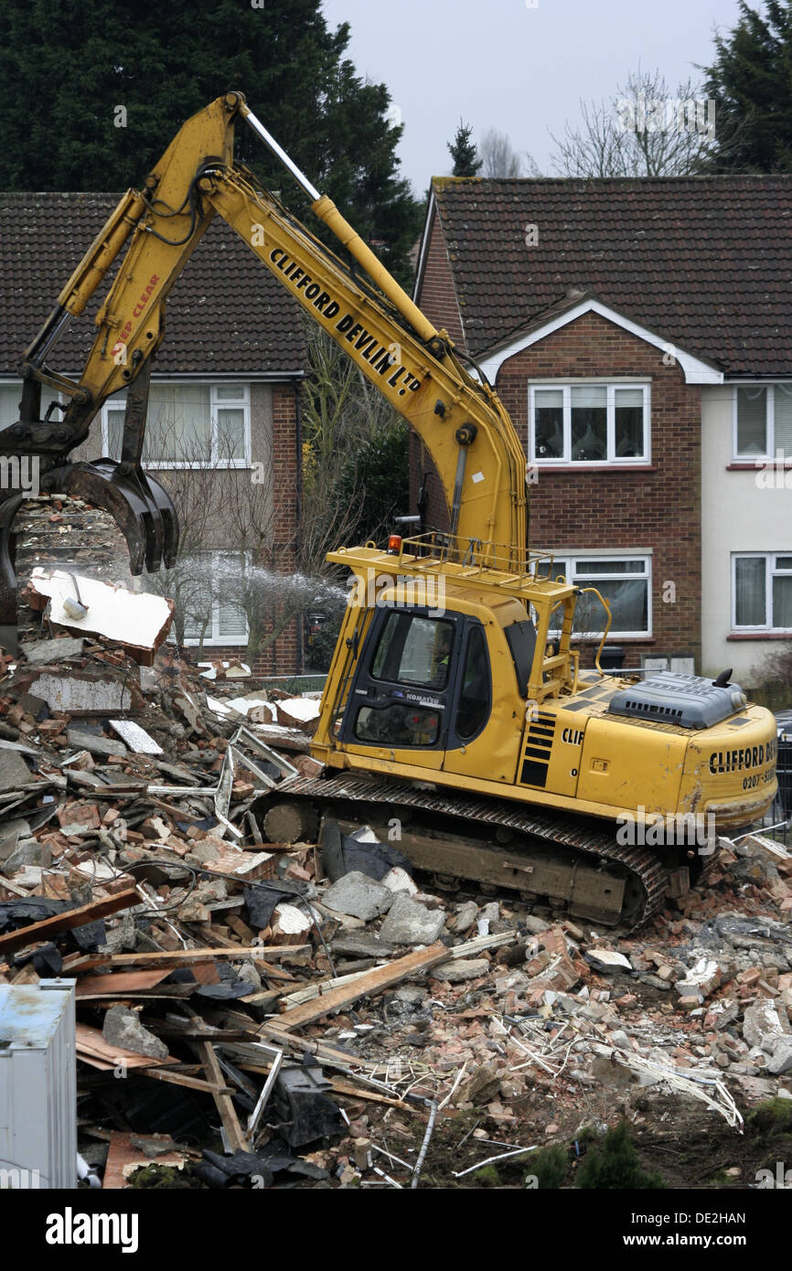 Demolition water spray hi-res stock photography and images - Alamy