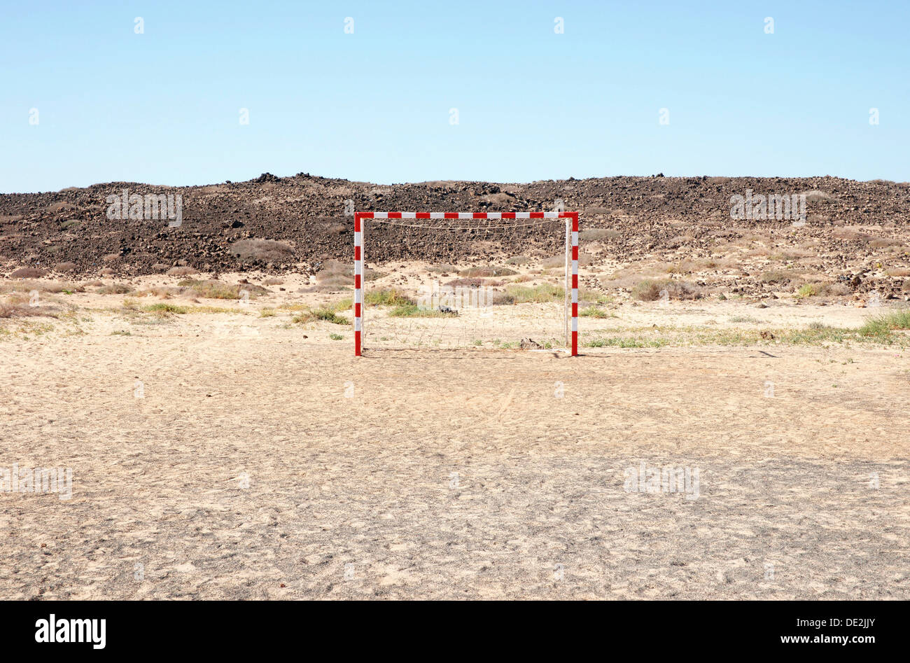 Empty goal football ground hi-res stock photography and images - Alamy