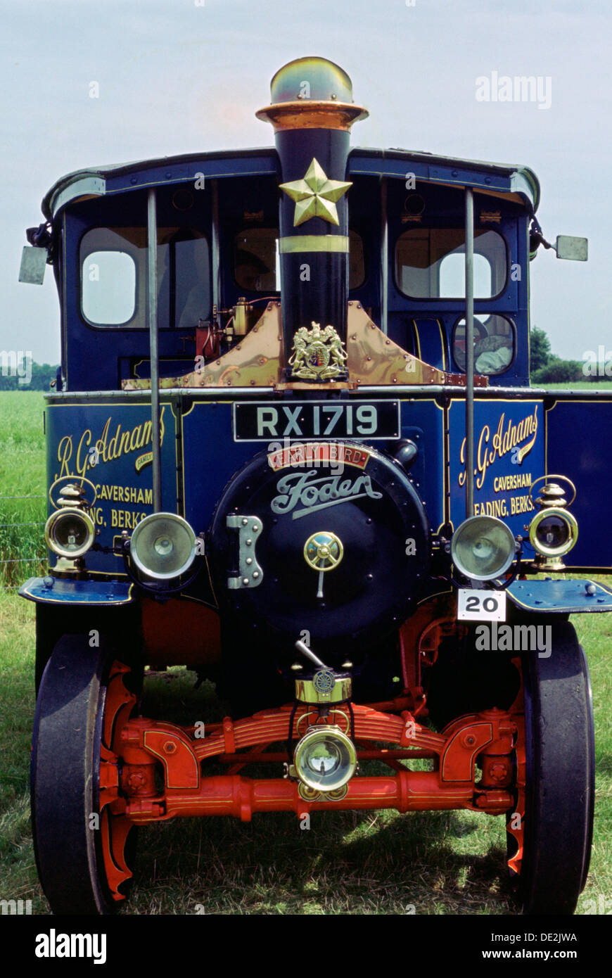 Traction engine 1960s hi-res stock photography and images - Alamy