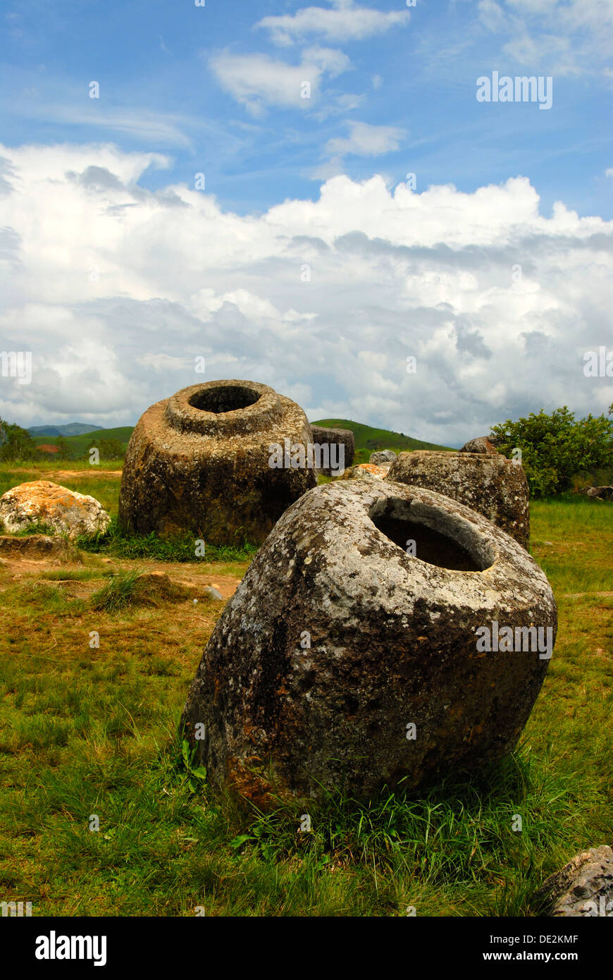Stone jars hi-res stock photography and images - Alamy