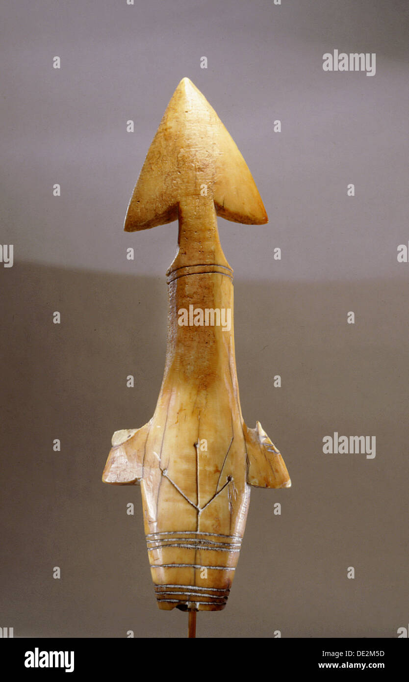 Inuit harpoon hi-res stock photography and images - Alamy