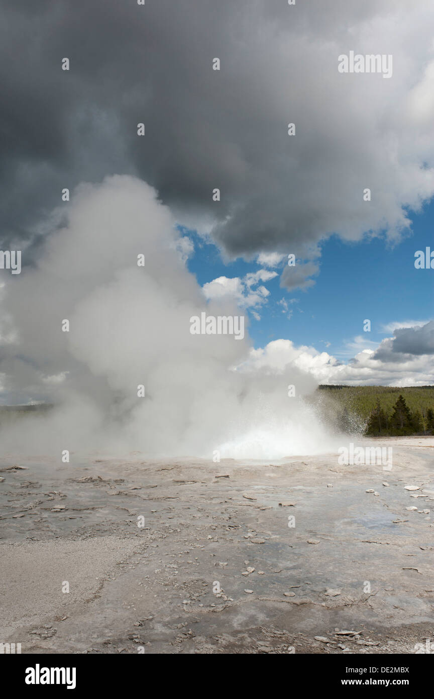 Geyser, hot spring, steam, Clepsydra Geyser, Lower Geyser Basin ...