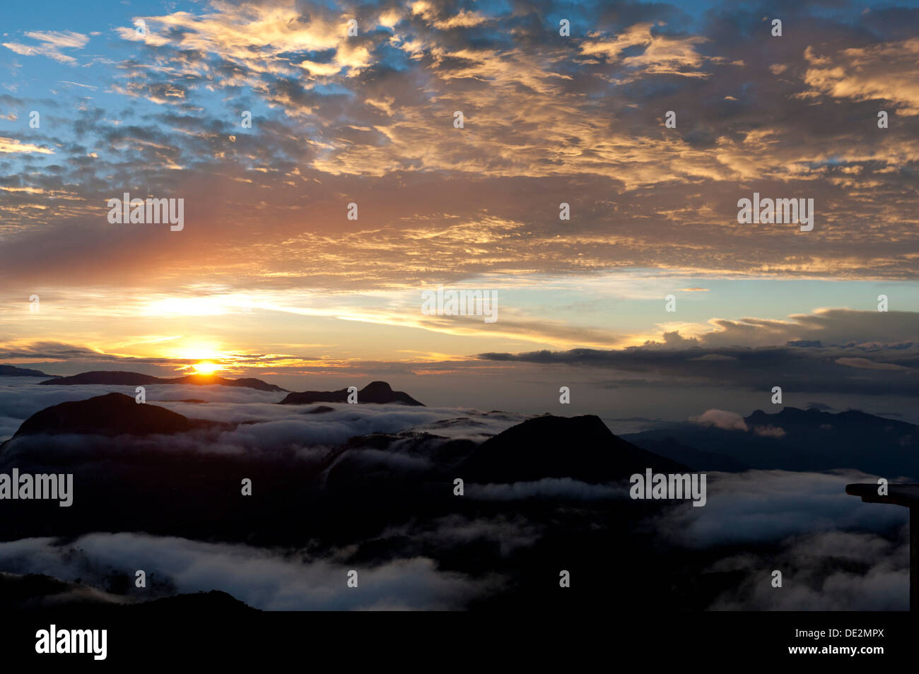 Sri Pada Sun Rise