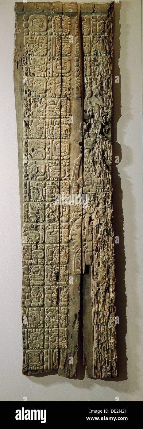 Mayan glyphs tikal hi-res stock photography and images - Alamy