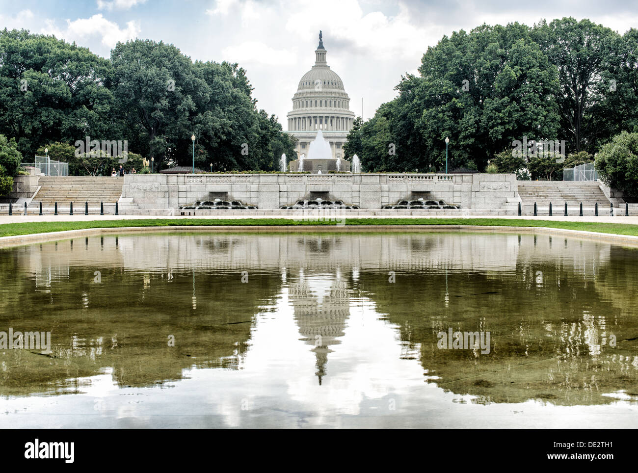 Mid 20th century us capitol hi-res stock photography and images - Alamy