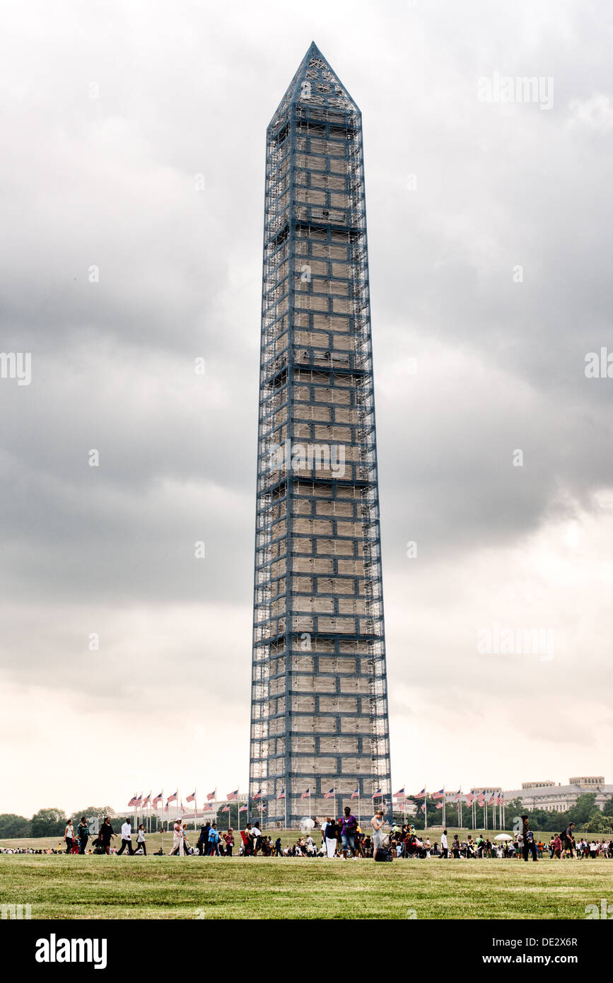 Obelisk in honor first hi-res stock photography and images - Alamy