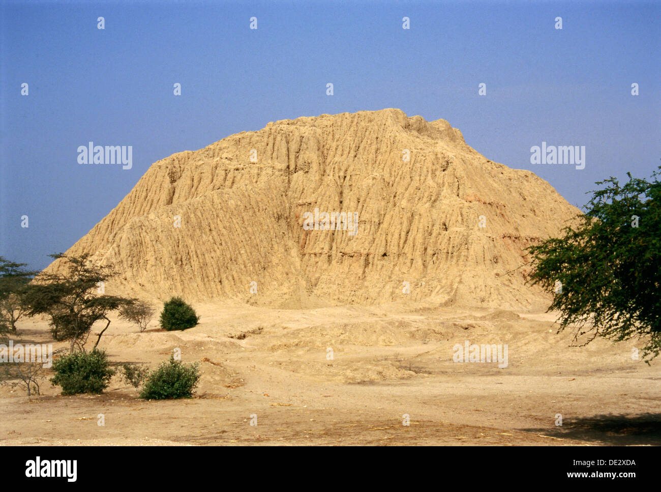 Tucume pyramid hi-res stock photography and images - Alamy