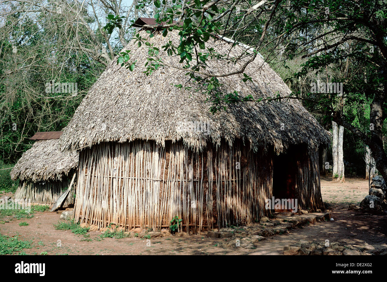Mexico mayan dwelling hi-res stock photography and images - Alamy