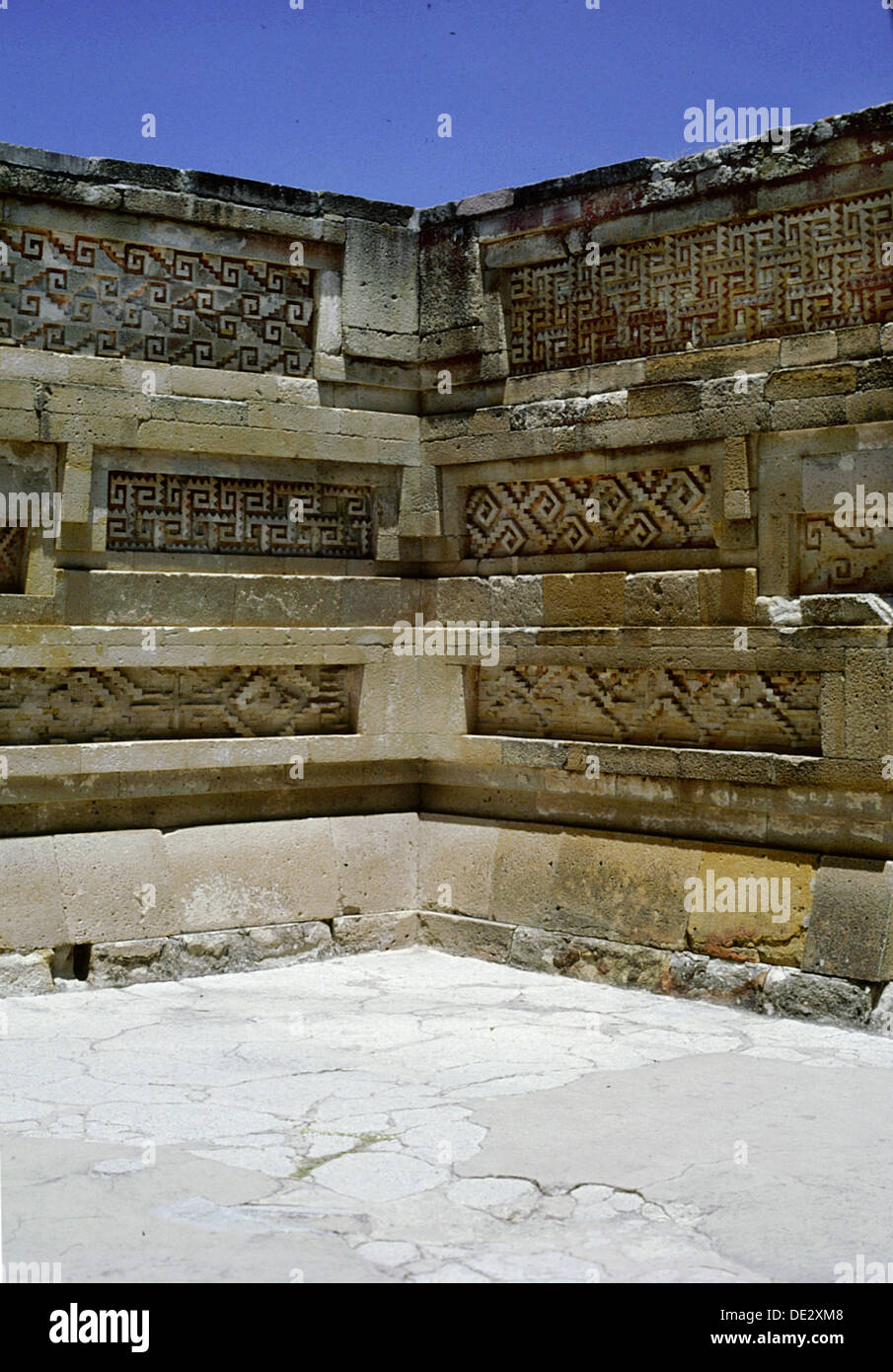 Archtectural feature hi-res stock photography and images - Alamy