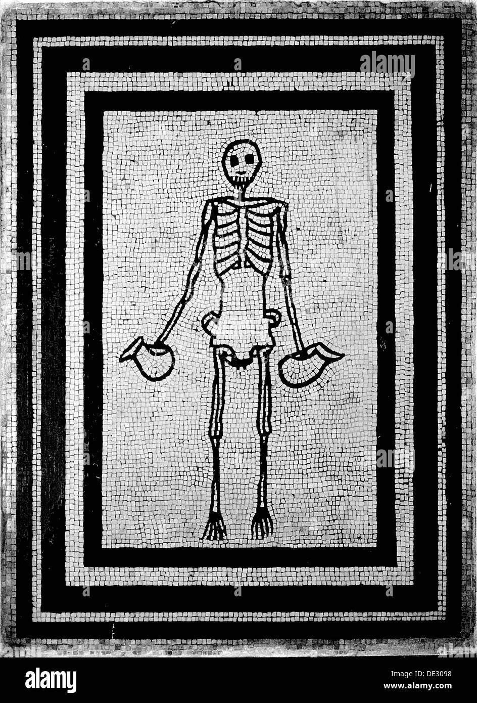 Skeleton mosaic pompeii hi-res stock photography and images - Alamy