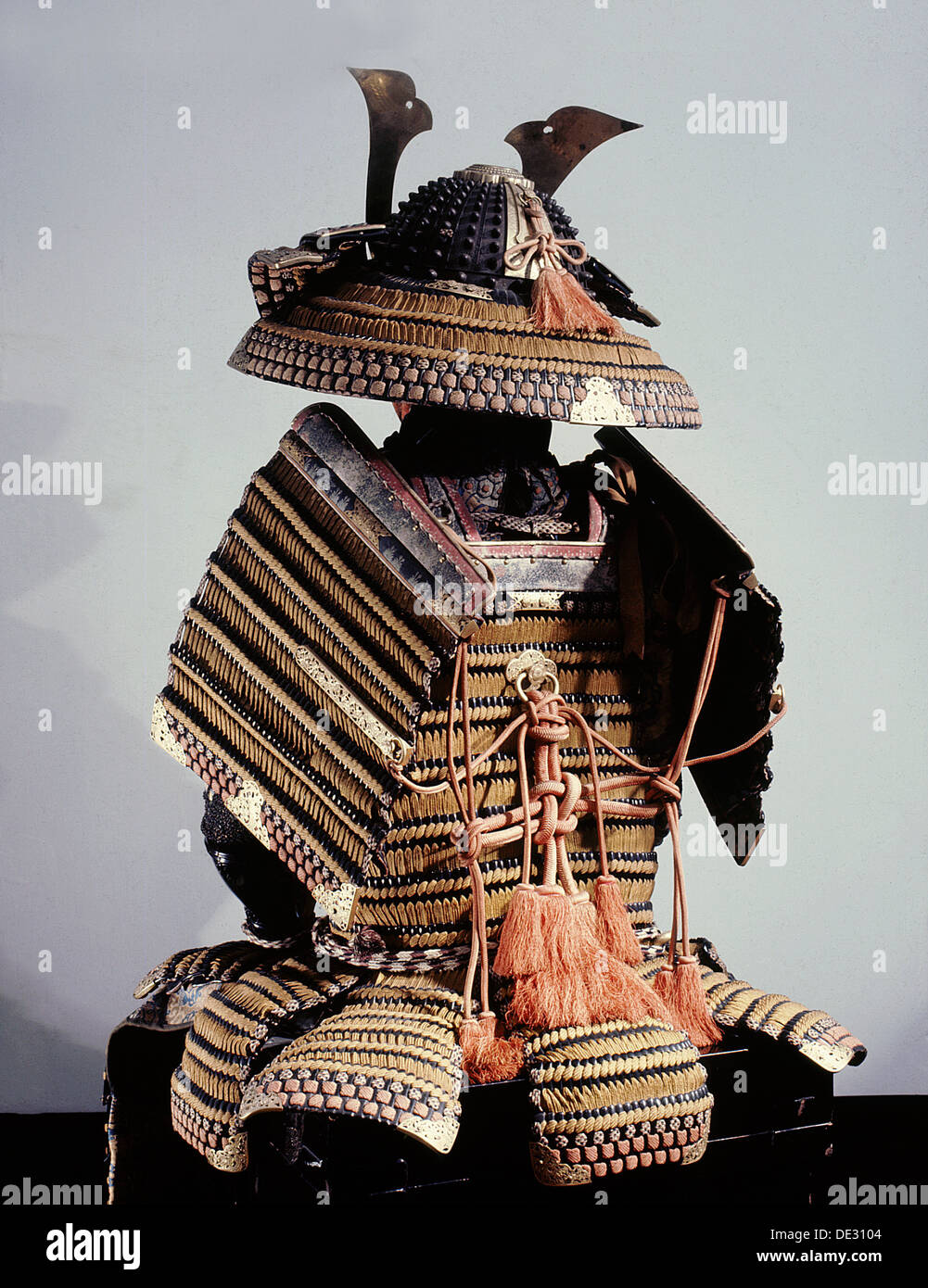 Shoulder armour hi-res stock photography and images - Alamy