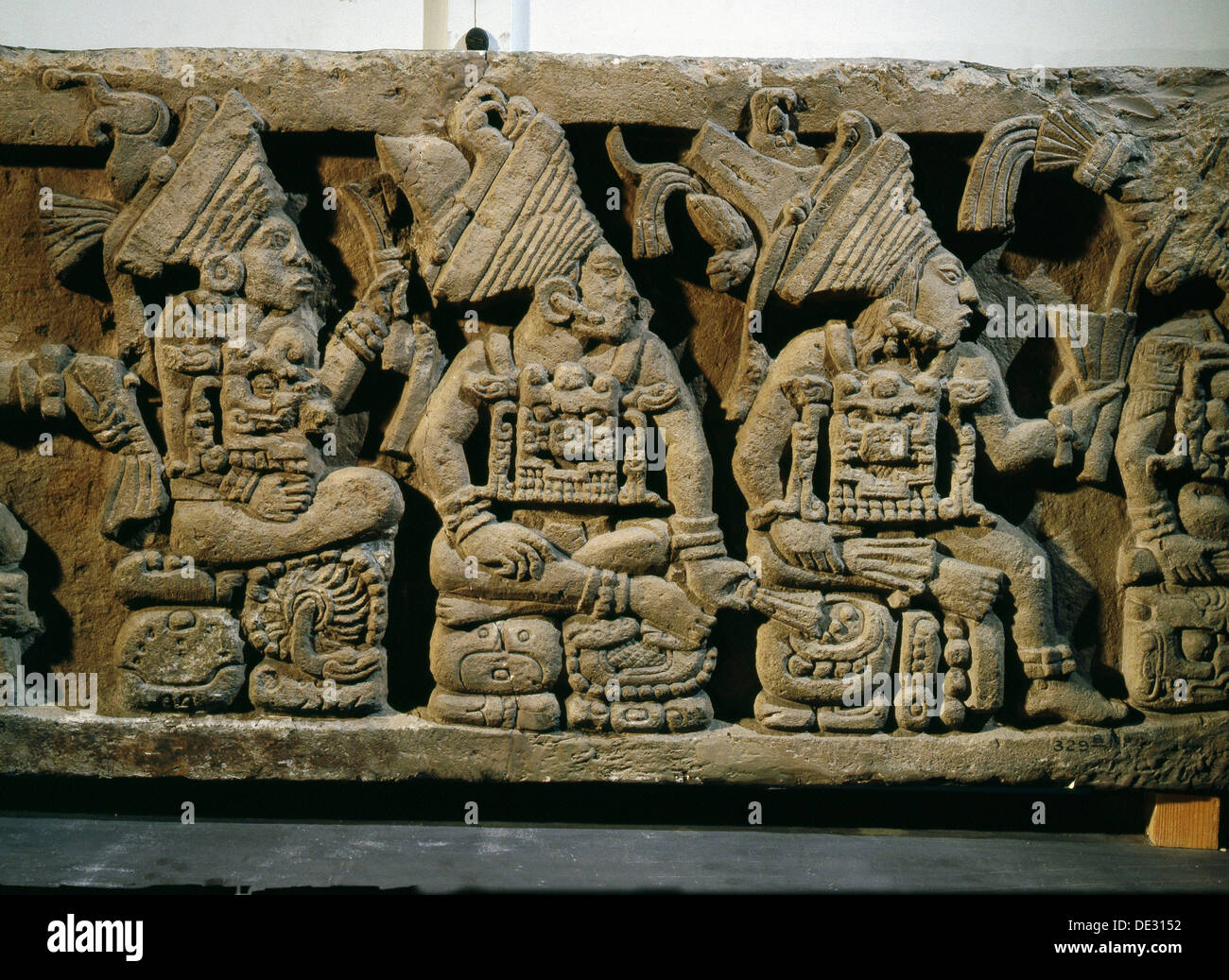Temple 11 bench hi-res stock photography and images - Alamy