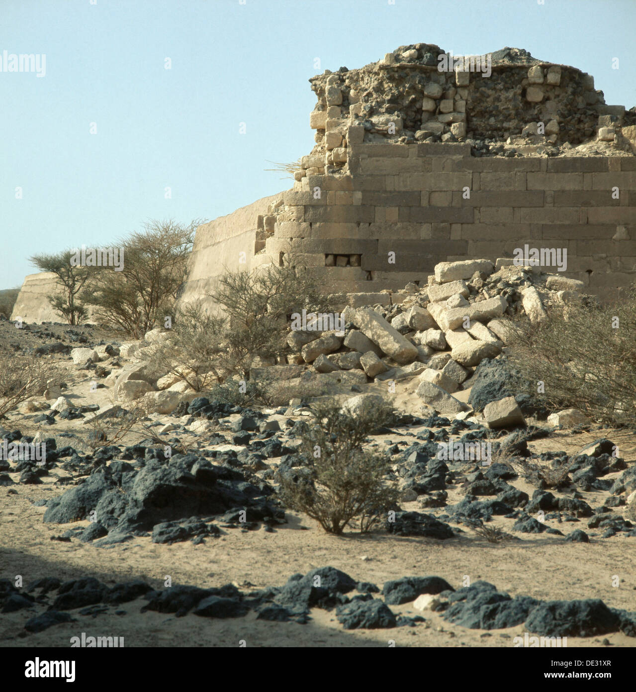 Marib ruins hi-res stock photography and images - Alamy