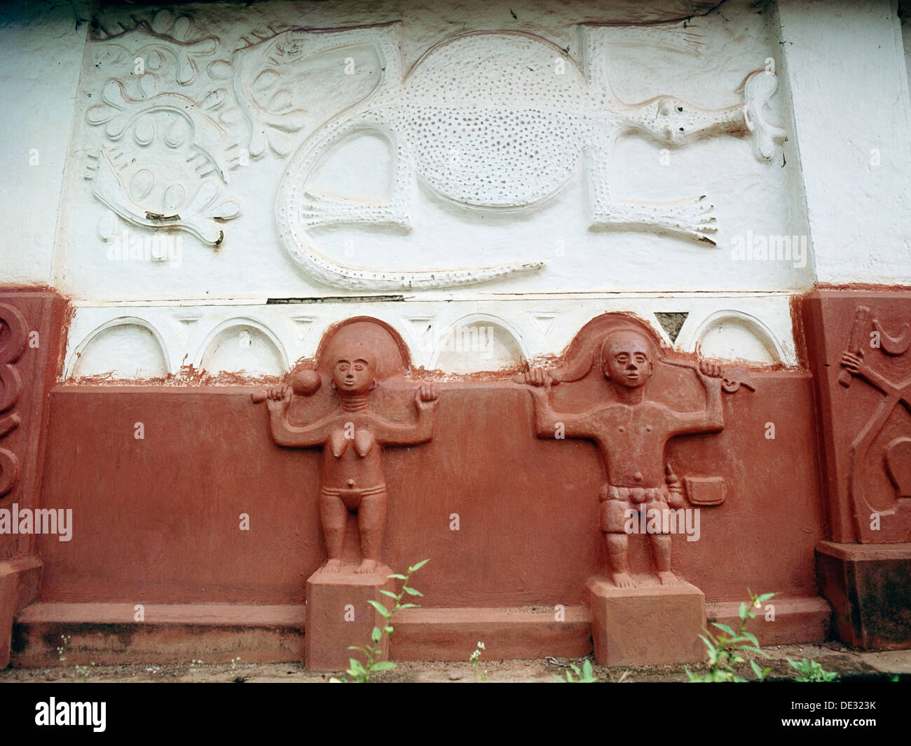 Spirit medium africa hi-res stock photography and images - Alamy