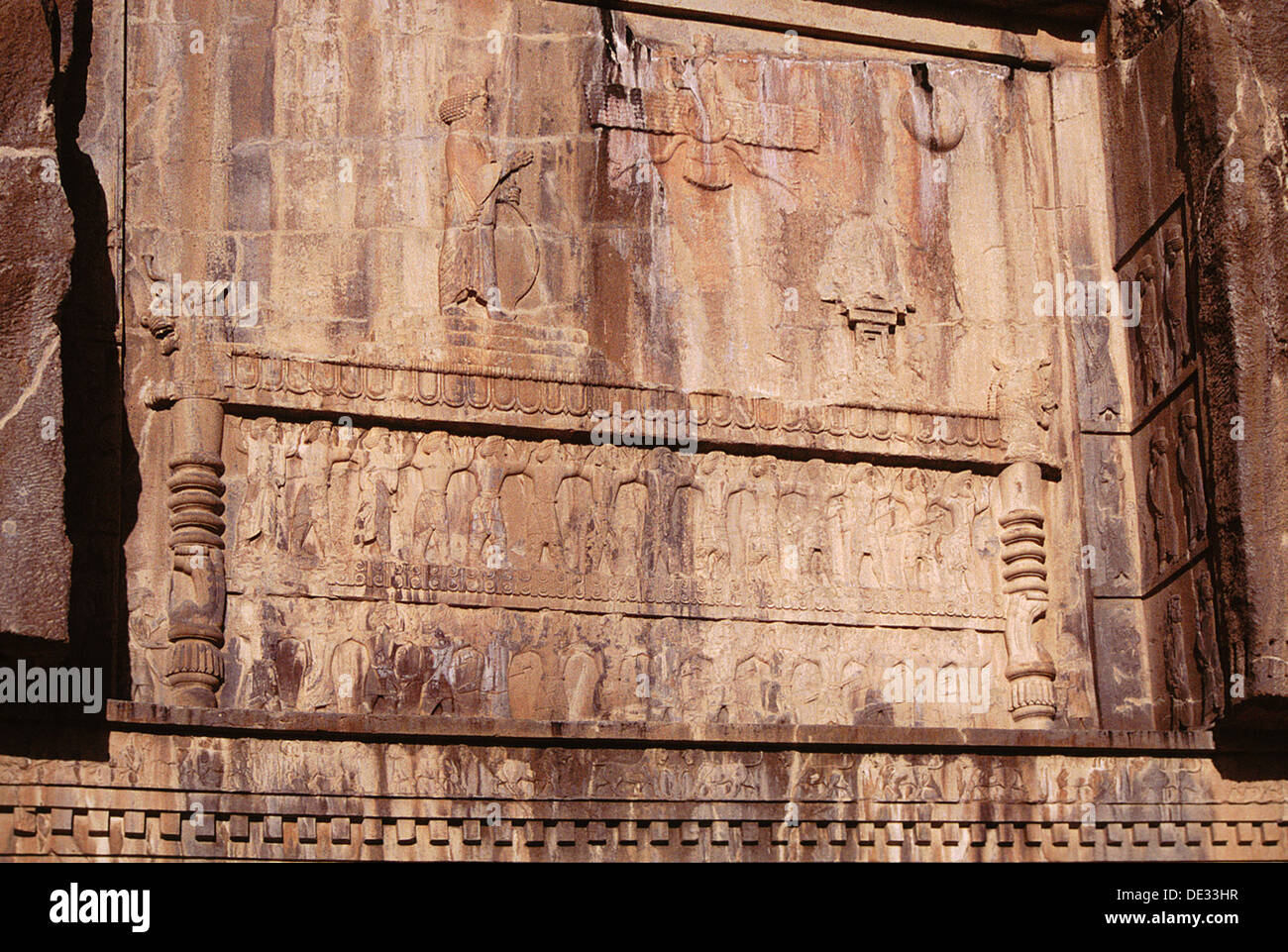 Darius ahura mazda hi-res stock photography and images - Alamy