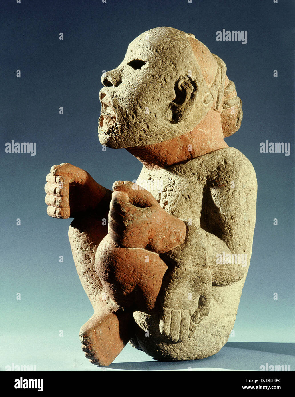 Flayed statue hi-res stock photography and images - Alamy