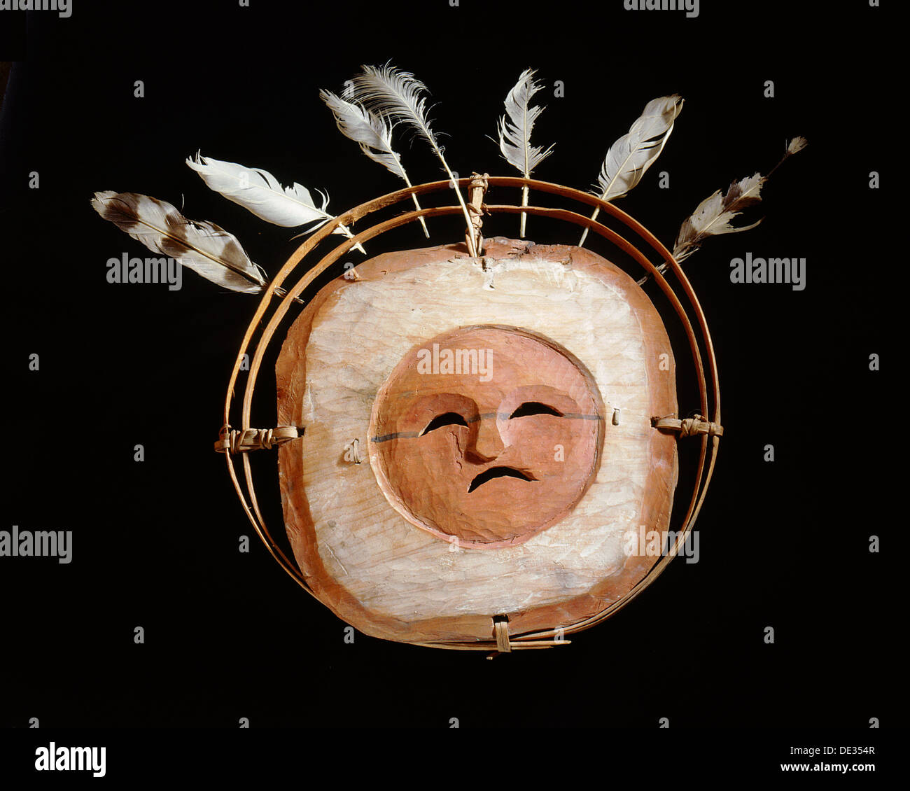 Native american moon mask hi-res stock photography and images - Alamy