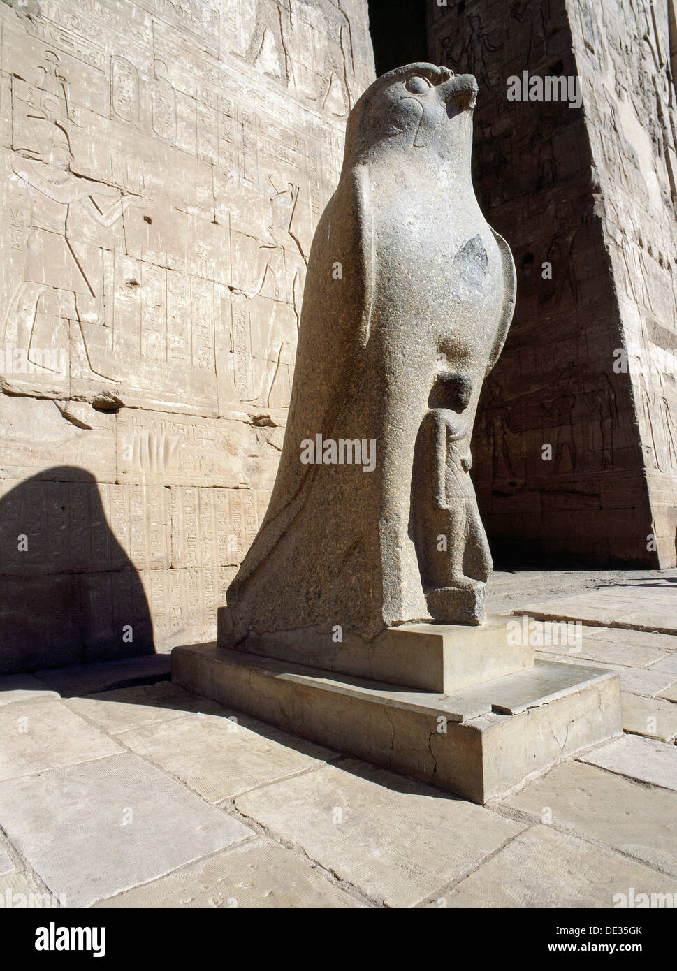 Colossal god hi-res stock photography and images - Alamy