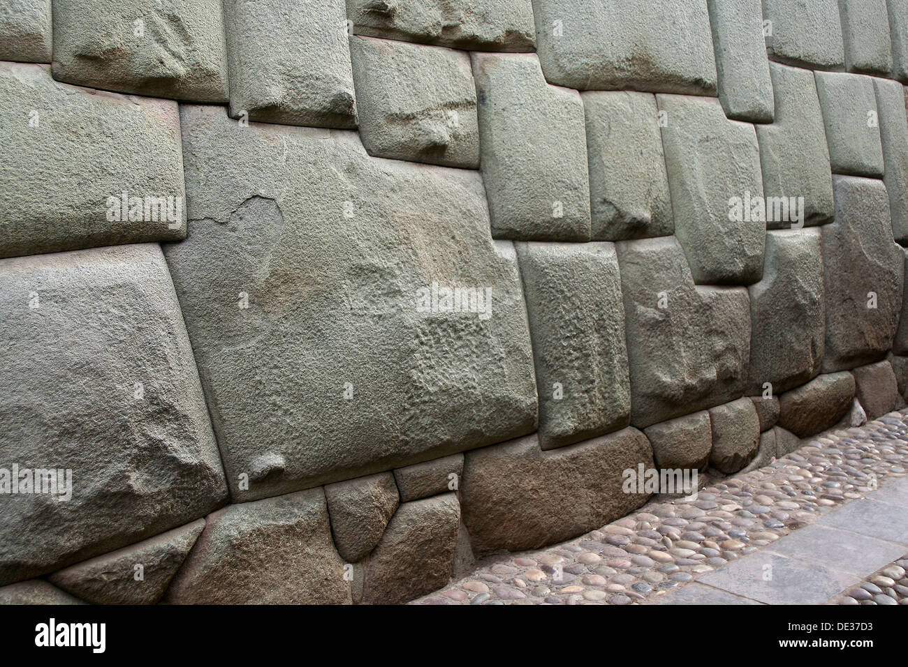 Inca stone highway peru hi-res stock photography and images - Alamy