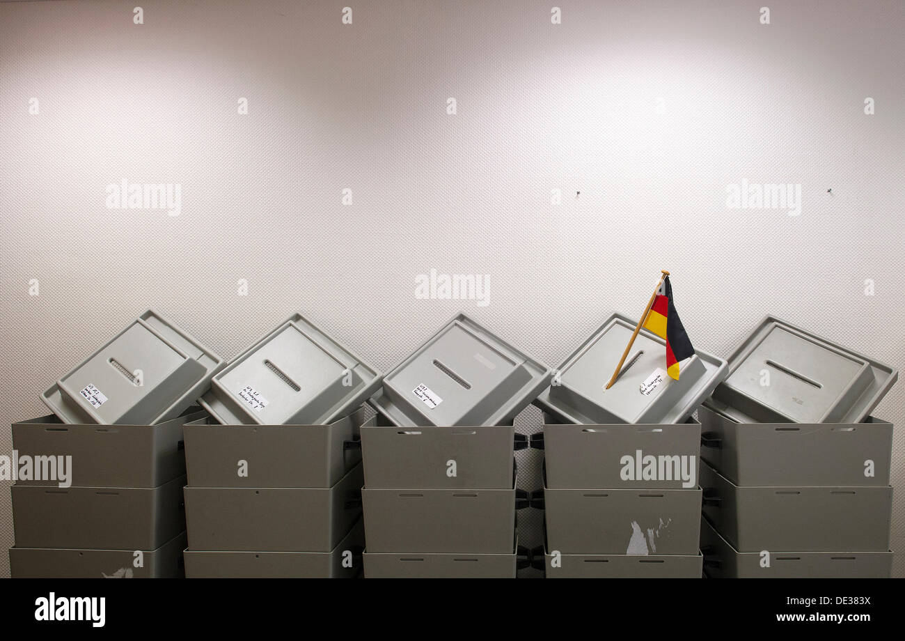 ILLUSTRATION - Five stacks of ballot boxes are ready to be transported ...