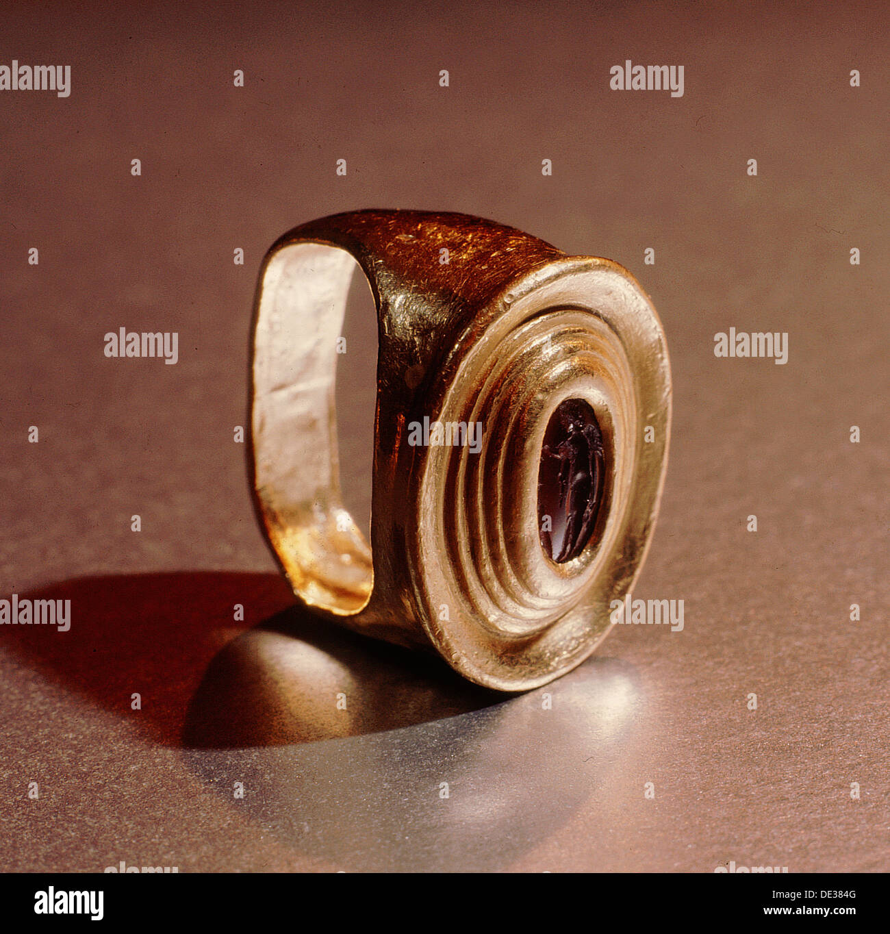 Gold spiral ring hi-res stock photography and images - Alamy