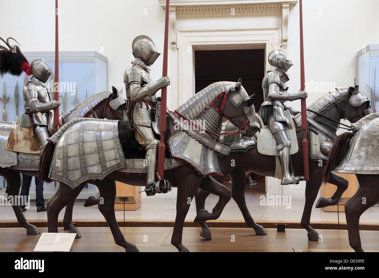 Armour 16th century hi-res stock photography and images - Alamy