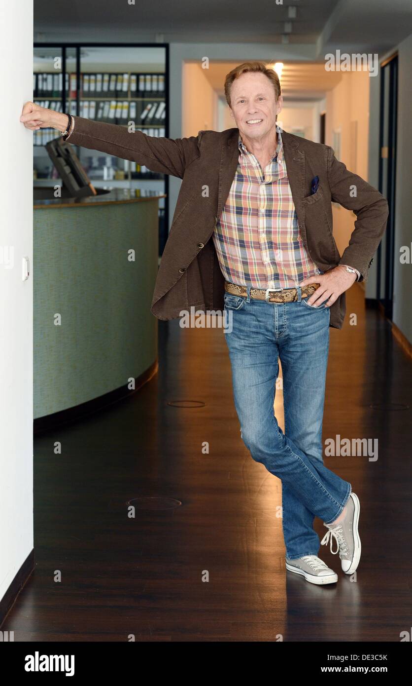 dpa exclusive - German actor and singer Peter Kraus is photographed in ...