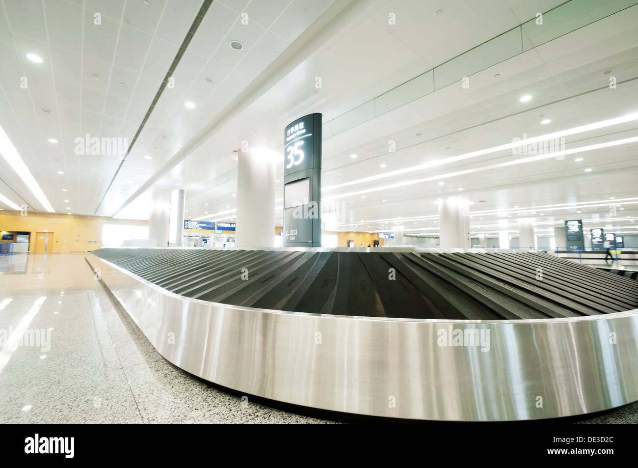Baggage claim area Stock Photo - Alamy