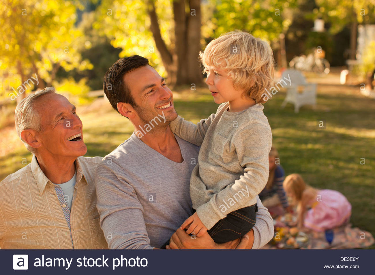 Head And Shoulders Men Stock Photos & Head And Shoulders Men Stock ...