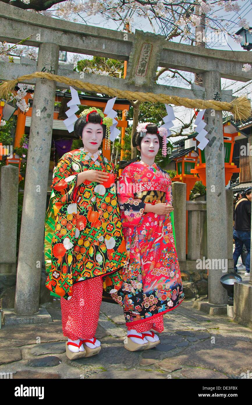 Geisha temple hi-res stock photography and images - Alamy