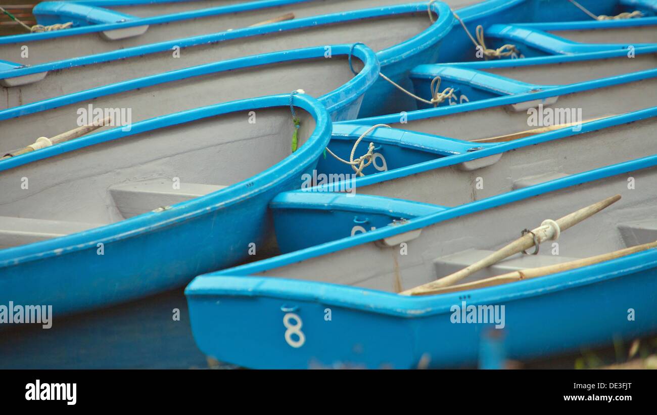 White row boats hi-res stock photography and images - Alamy