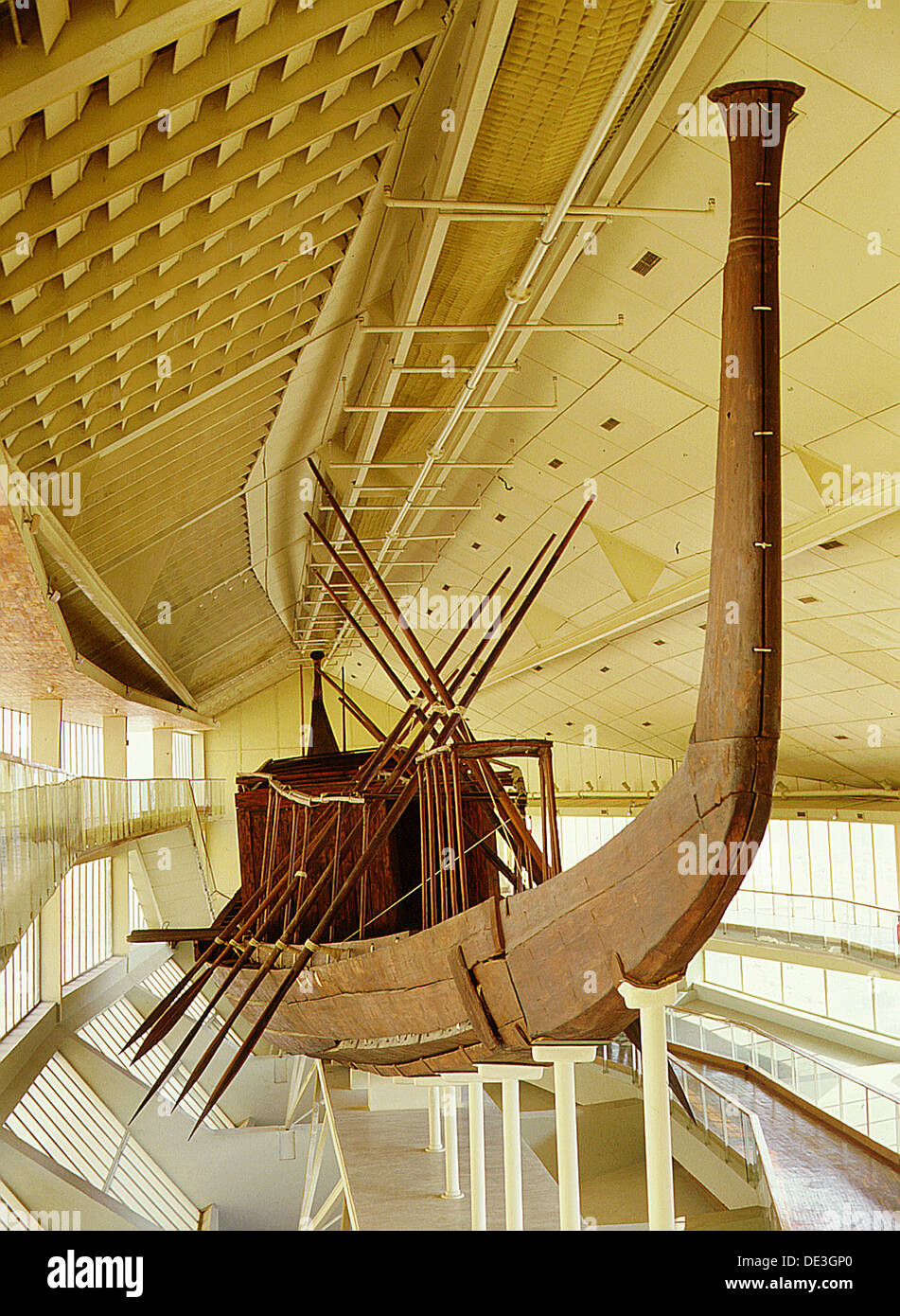 Egyptian funerary barge hi-res stock photography and images - Alamy