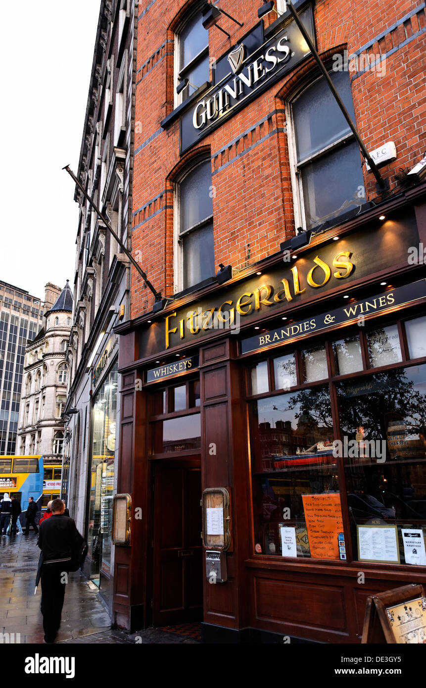 Fitzgeralds hi-res stock photography and images - Alamy