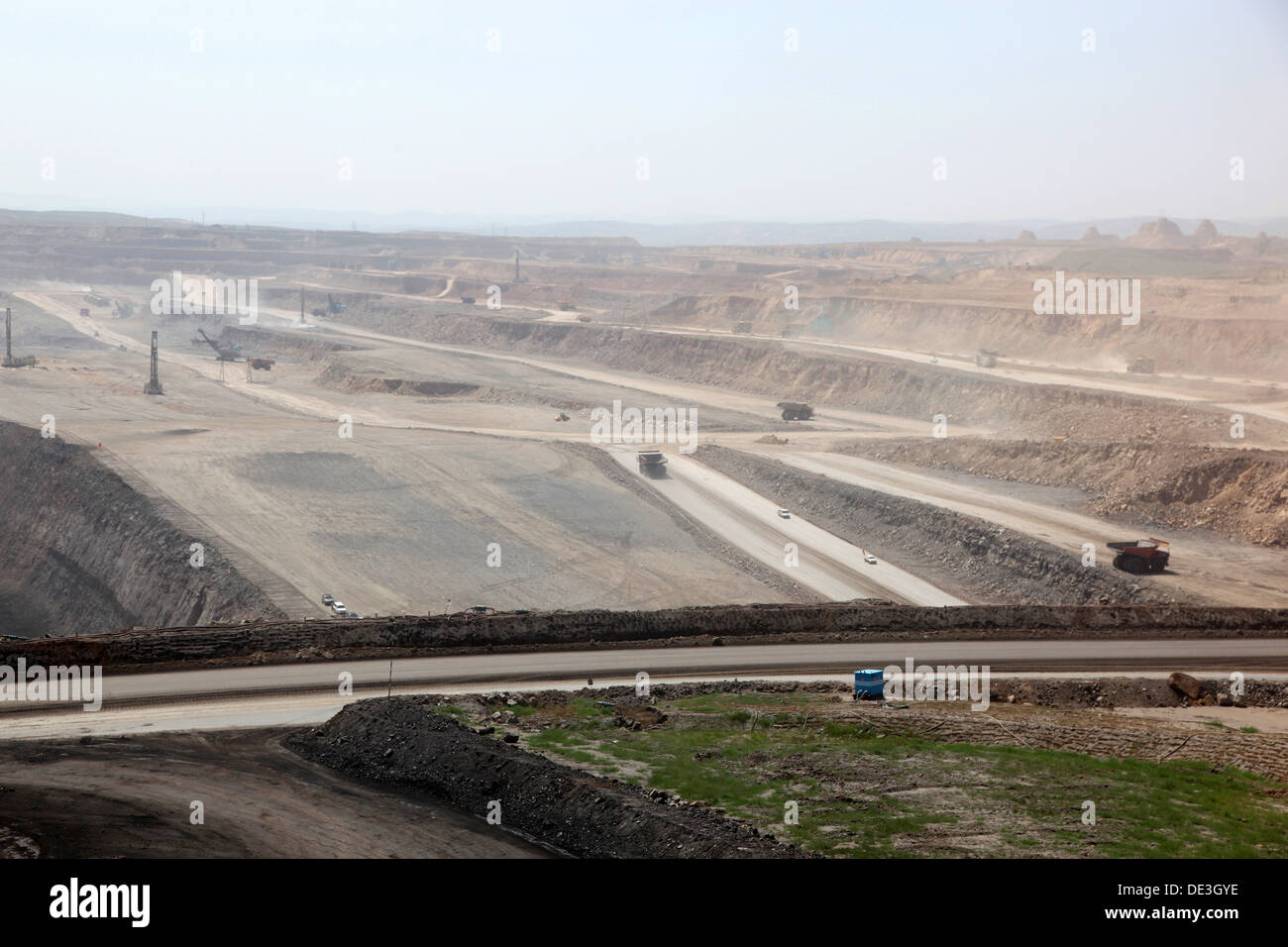 Mining environmental damage china hi-res stock photography and images ...