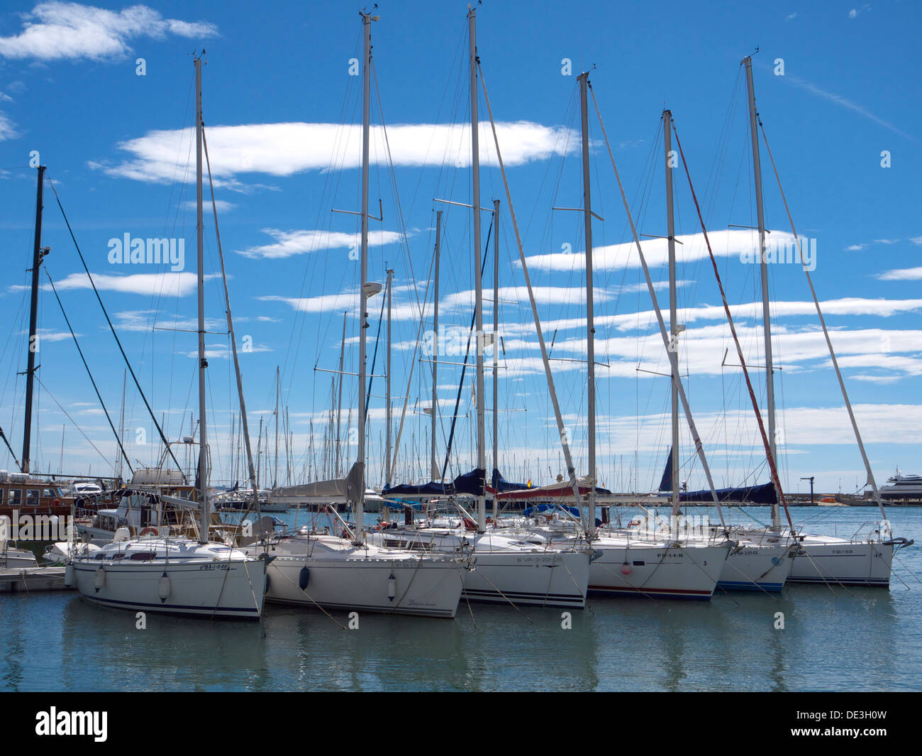 Fishing sail boat hi-res stock photography and images - Alamy