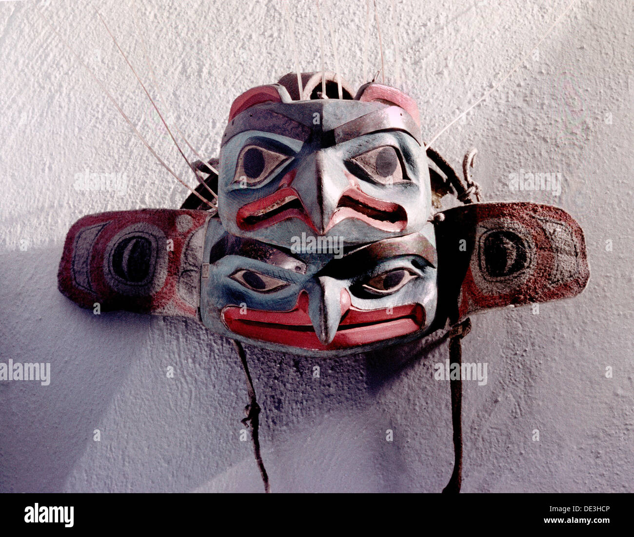 Hawk mask hi-res stock photography and images - Alamy