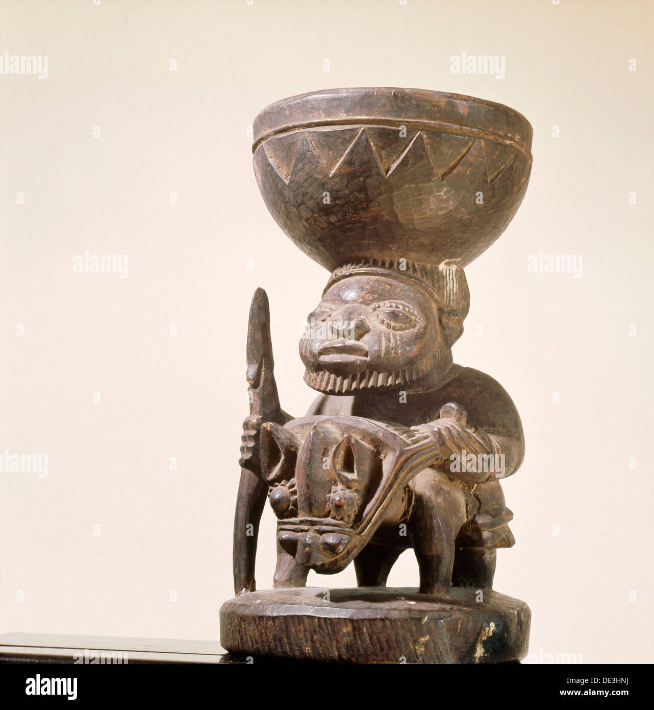 African diviner hi-res stock photography and images - Alamy