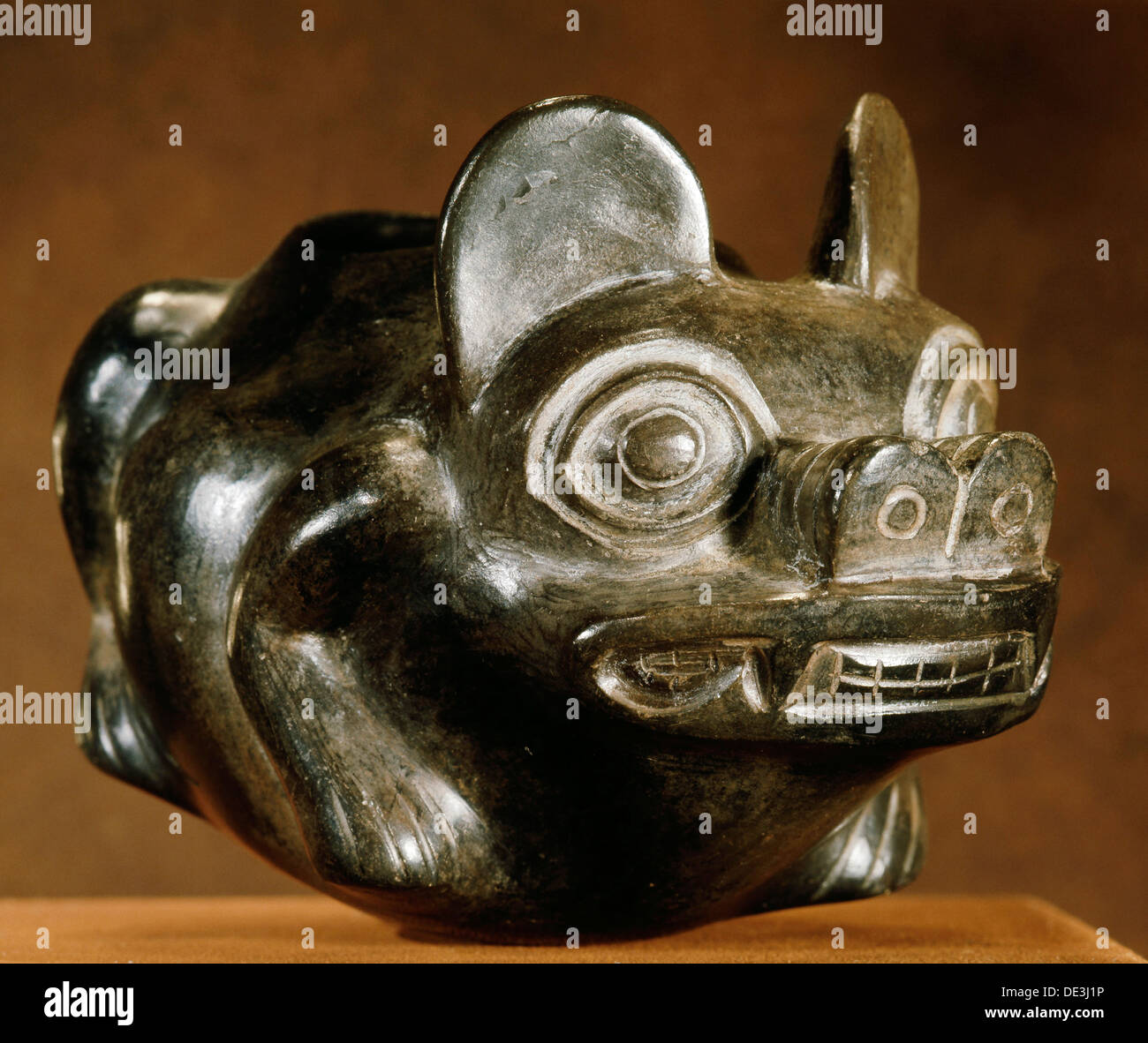 Precolumbian animal hi-res stock photography and images - Alamy