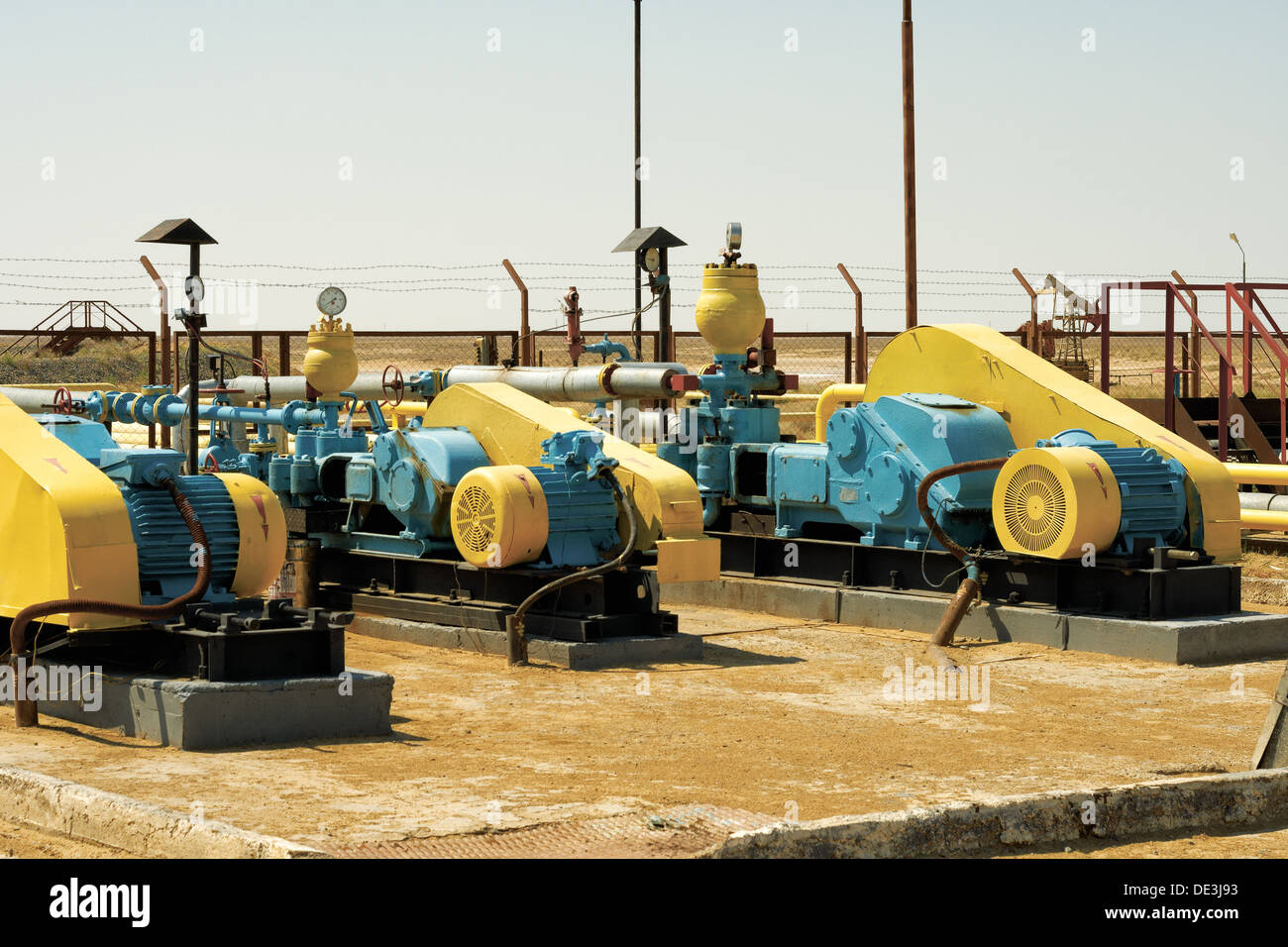 industry, oil, pump, metal, valve, equipment, factory, pipe, pipeline ...