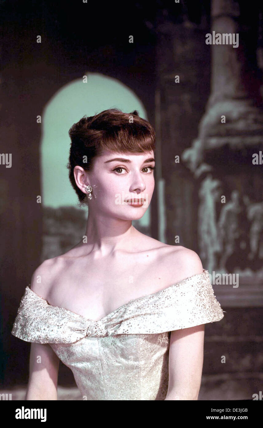 Audrey Hepburn Roman Holiday Stock Photos & Audrey Hepburn Roman ...