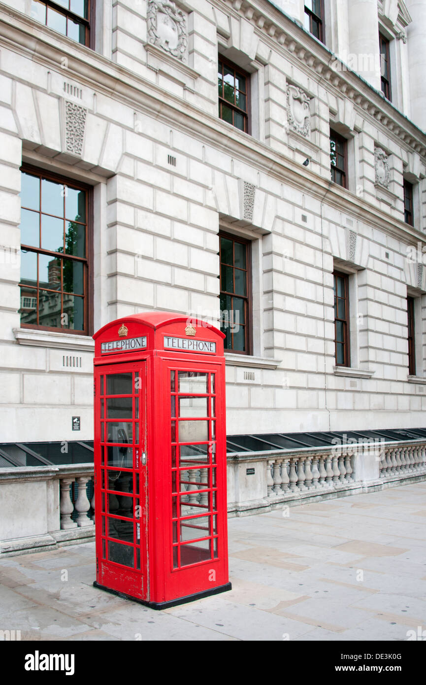 red phone box, emblem Stock Photo - Alamy