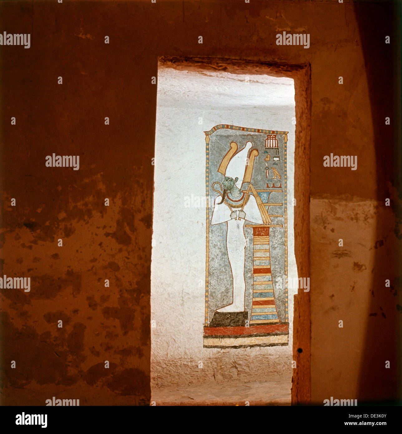 Horemheb tomb osiris hi-res stock photography and images - Alamy