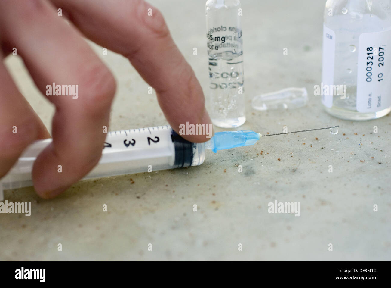 Measure injection measurement measuring hi-res stock photography and ...