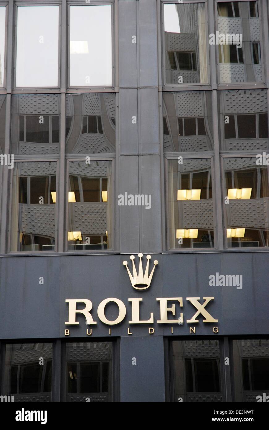 Rolex building manhattan new york hi-res stock photography and images ...